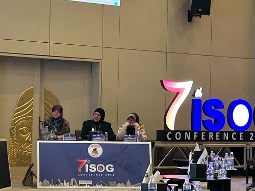 Participation of the Director of the National Cancer Research Center in ...